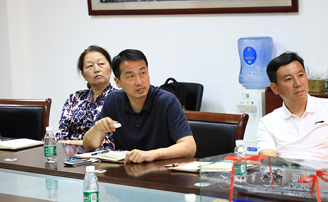 杨斌调研体育课程落实“三位一体”教育理念情况-清华大学